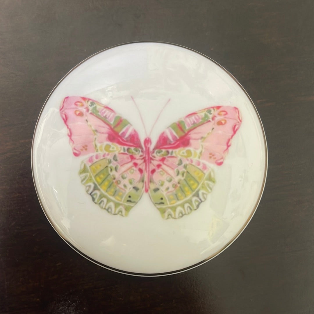 Butterfly Gold Rimmed Pill Box – Cole and Co.