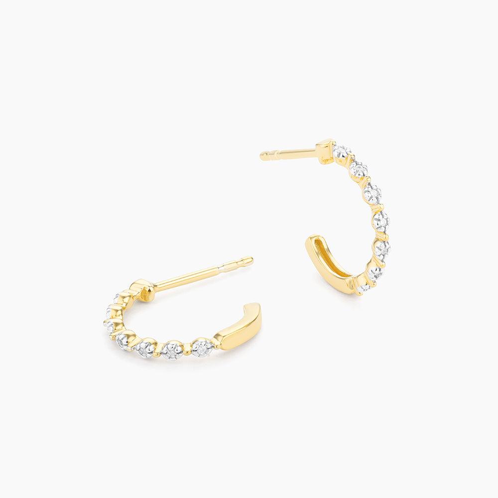Classic Hoop Earring – Cole and Co.