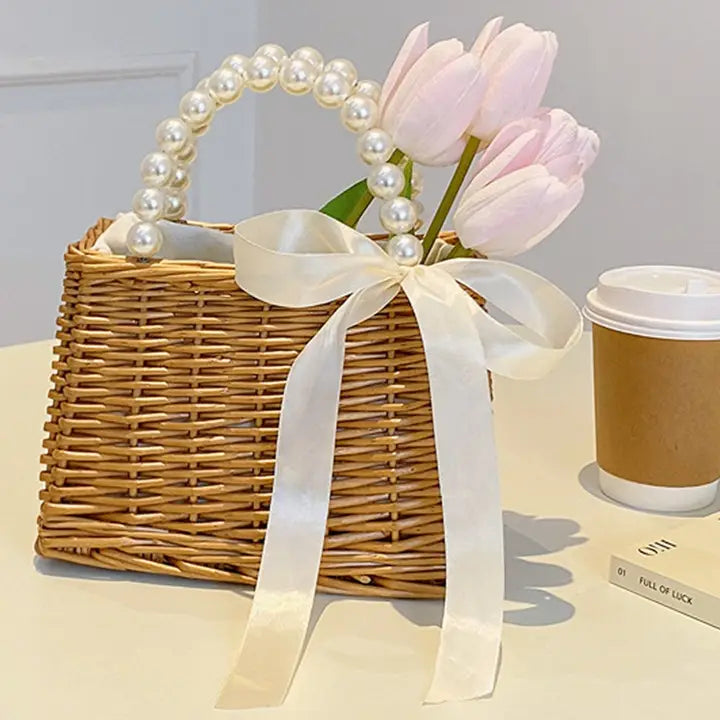 Small Square Straw Bag – Cole and Co.