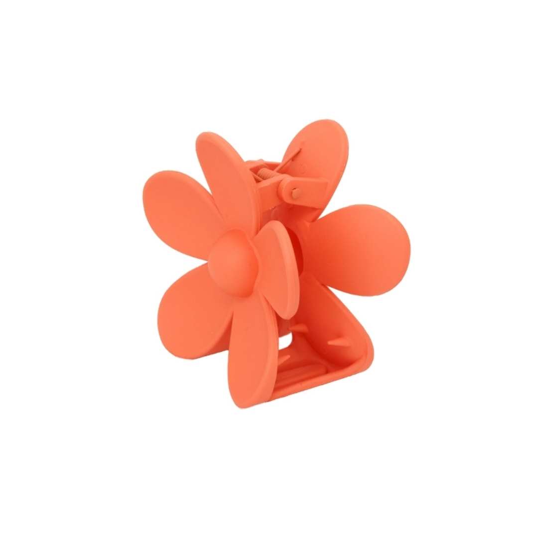 Clementine Big Daisy Clip – Cole and Co.
